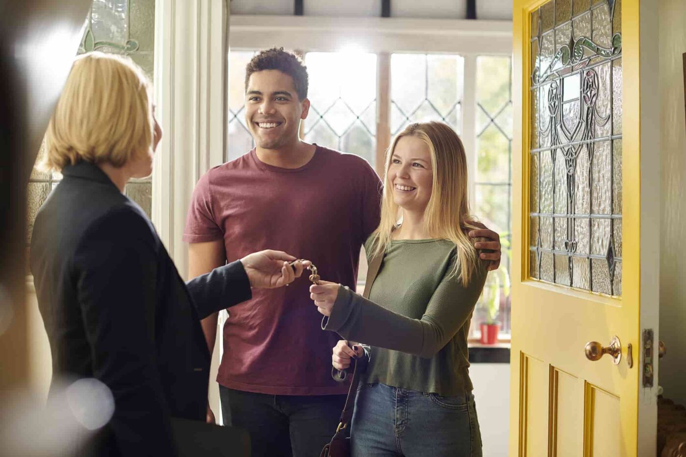 First-Time UK Landlords: Essential Renting Tips & Advices | PTI